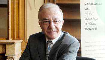 Paul Derreumaux : « BOA a joué les pionniers » – Jeune Afrique