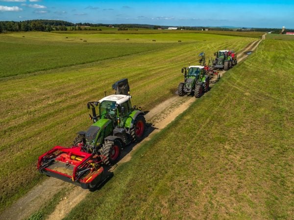 Agrobusiness : le géant des machines agricoles Agco vise le milliard en ...