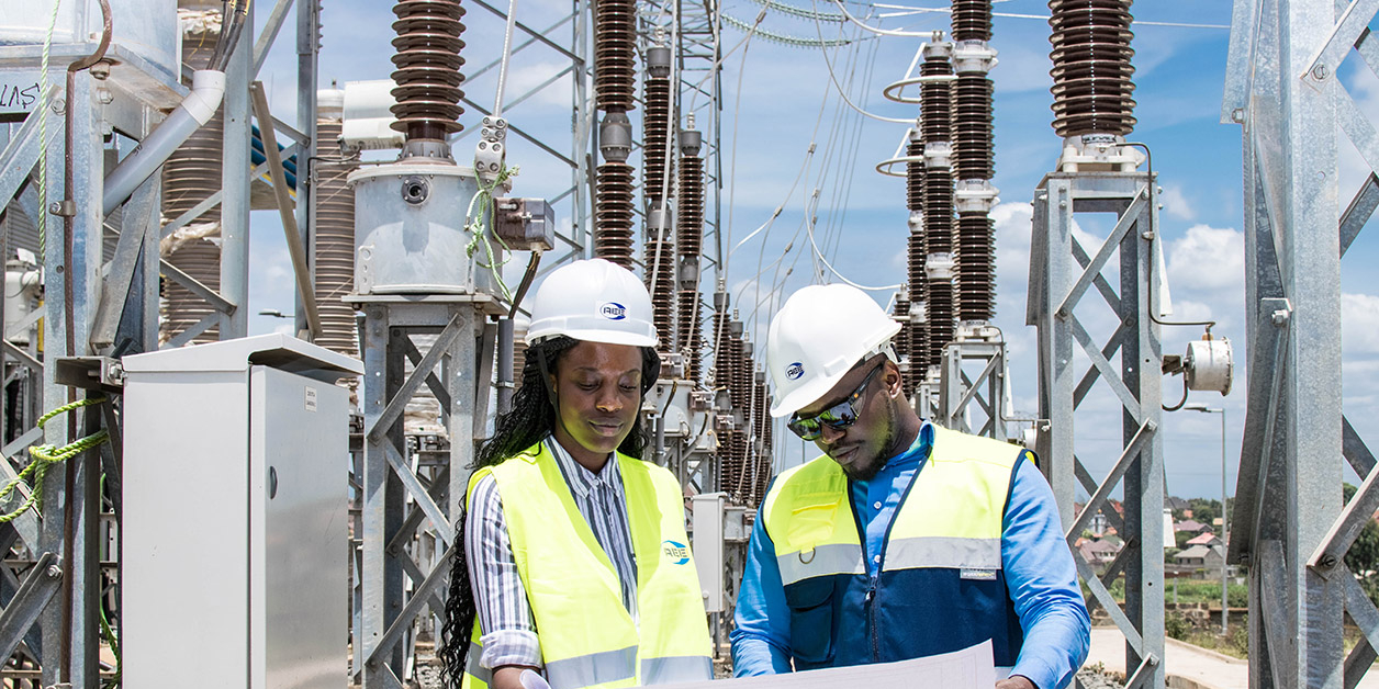 Pourquoi le courant passe si bien entre l’espagnol AEE Power et l ...