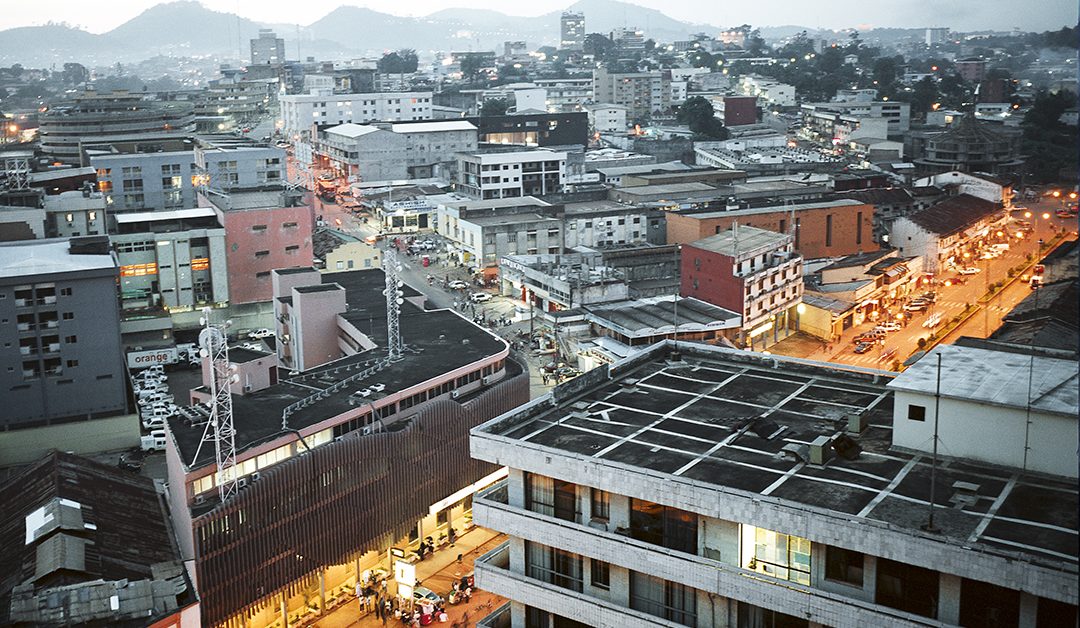 Un effondrement d’immeuble à Douala fait plusieurs morts