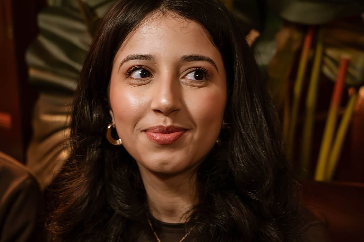 Diaspora marocaine : « kiliminis » vs « zmagris », l’humour de Sofia Titrit secoue les clichés