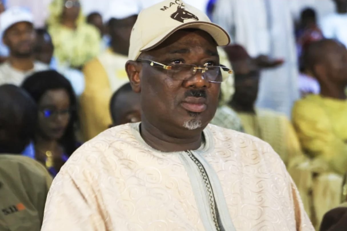 Au Sénégal, pourquoi le député Farba Ngom, proche de Macky Sall, a été placé en détention ...
