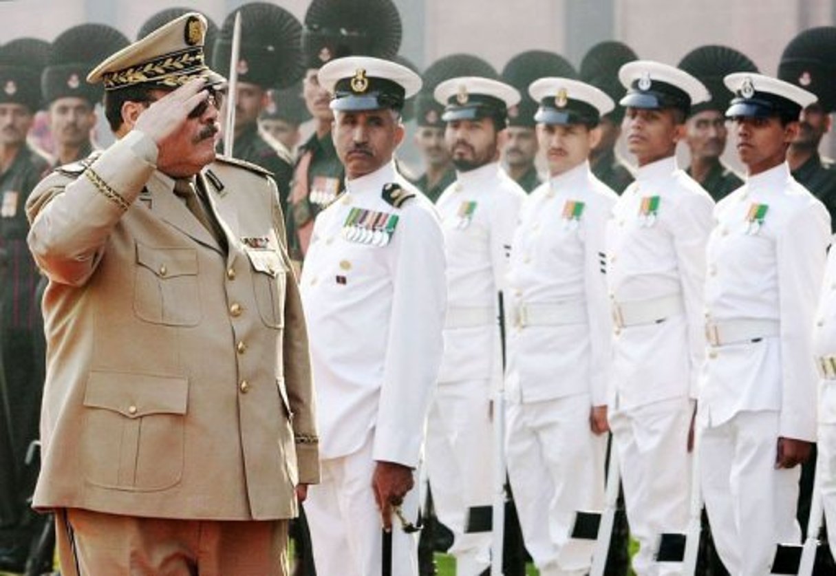 Algérie: mort de l’ex-homme fort de l’armée Mohamed Lamari