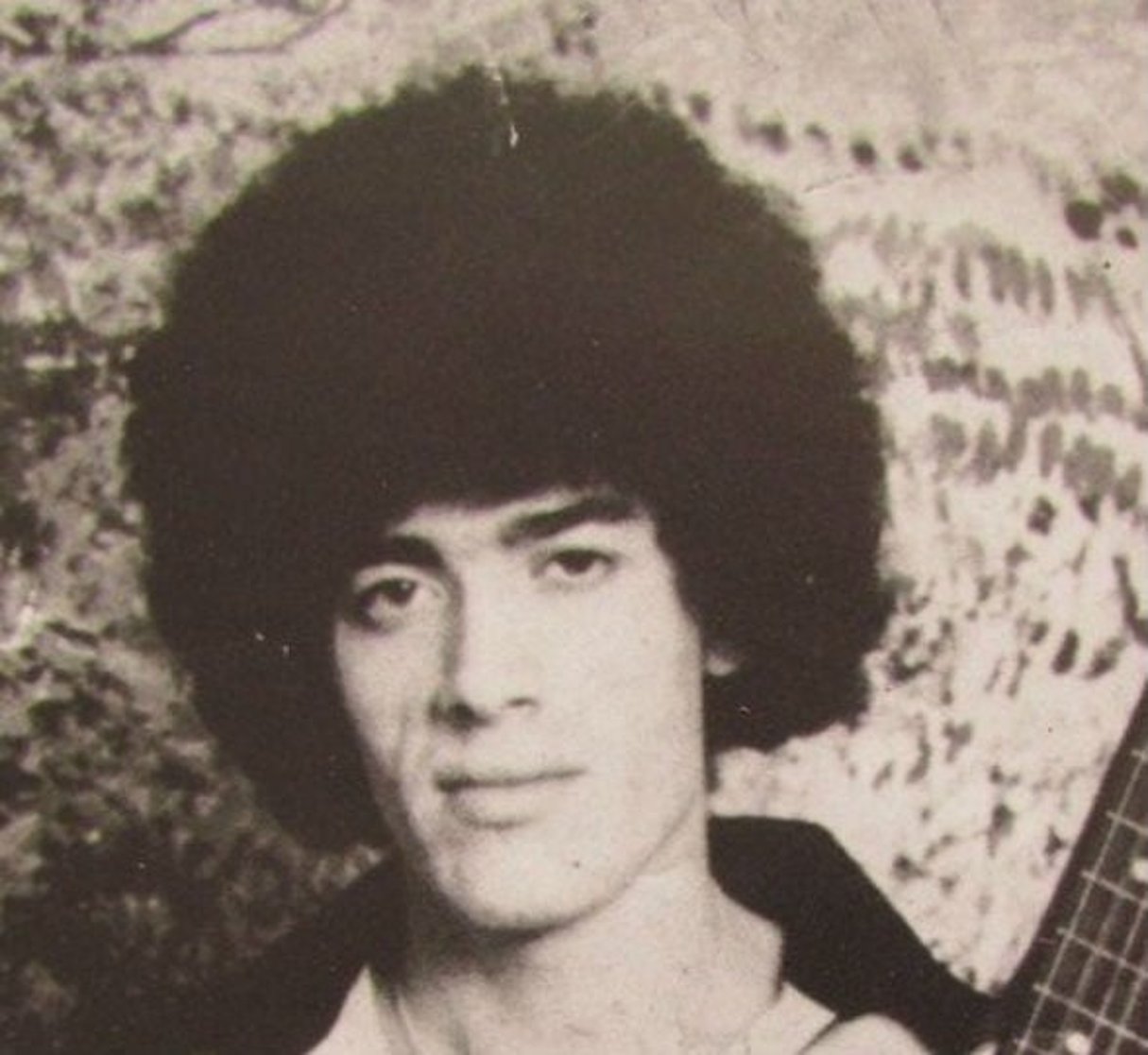 Algérie : « Matoub Lounès est la voix qui libère et qui inspire