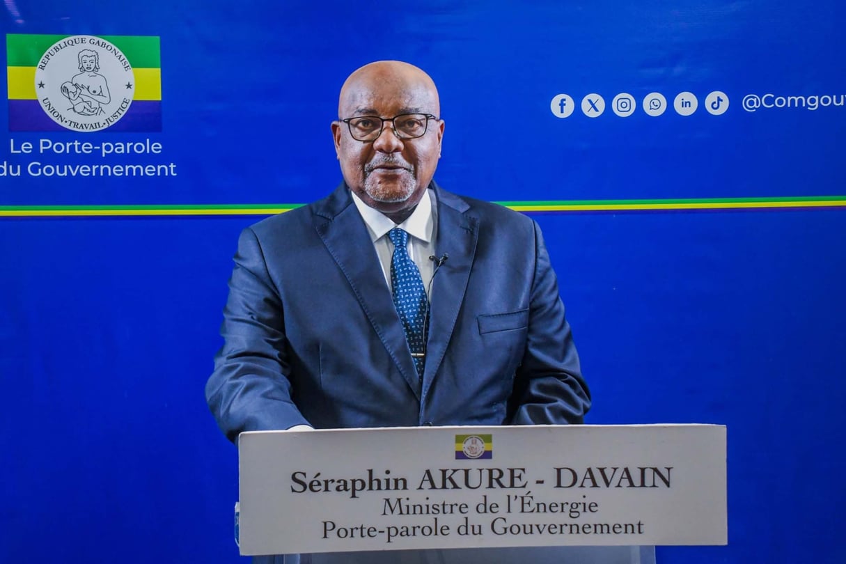 Au Gabon, Séraphin Akure-Davain, nouveau communicant de Brice Clotaire ...
