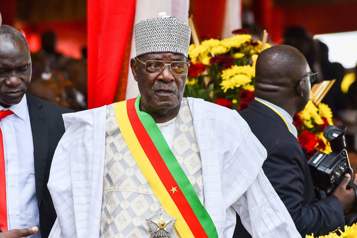 Au Cameroun, comment Cavayé Yéguié Djibril a transformé l’inauguration ...