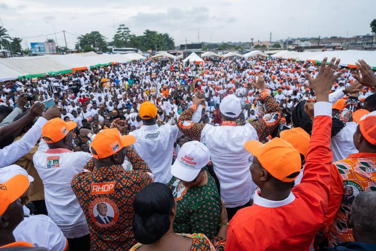 Présidentielle en Côte d’Ivoire : le RHDP en meeting pour soutenir Alassane Ouattara