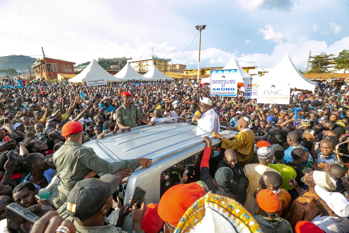 Présidentielle au Cameroun : Issa Tchiroma Bakary rassemble ses ...