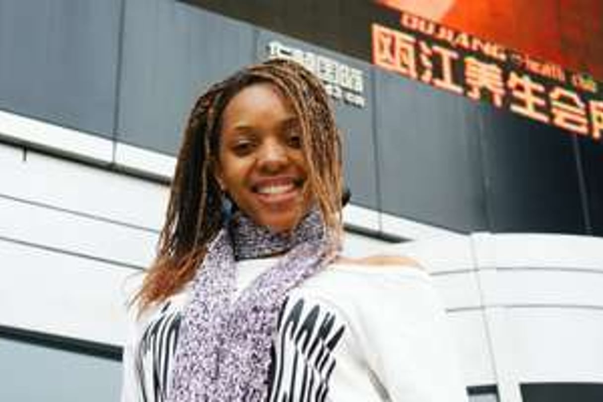 Vimbayi Kajese : bien présenter - Jeune Afrique