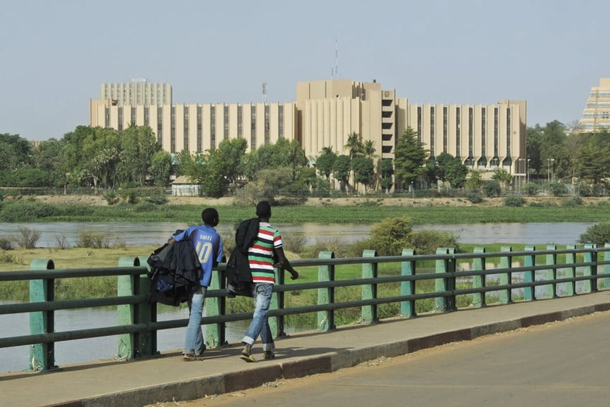 Niger : l’ancien Premier ministre Cheiffou Amadou candidat à la ...