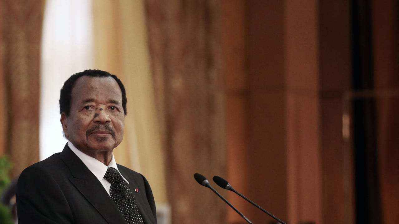 Présidentielle au Cameroun : Paul Biya, stop ou encore ? - Jeune Afrique