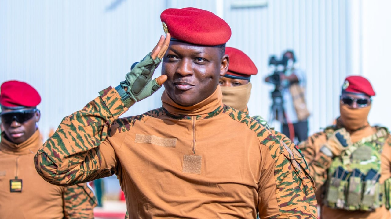 Recrutés par la propagande pro-Ibrahim Traoré, ils se retrouvent à travailler dans les mines d ...