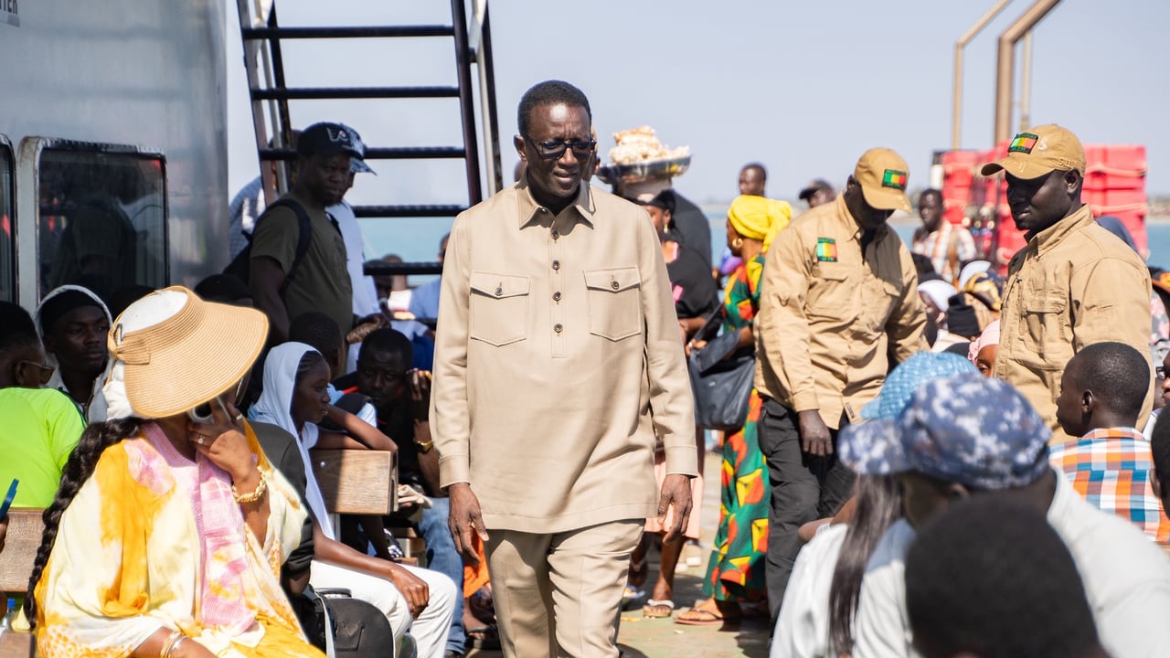 Présidentielle Au Sénégal Amadou Ba Sengage Pour La Liberté De La
