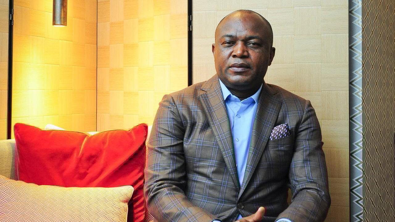 En RDC, qui veut la peau de Gentiny Ngobila, le gouverneur de Kinshasa En RDC, qui veut la peau de Gentiny Ngobila, le gouverneur de Kinshasa