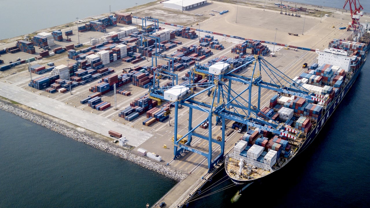 Flotte fantôme russe : pourquoi le Cameroun suspend son pavillon maritime