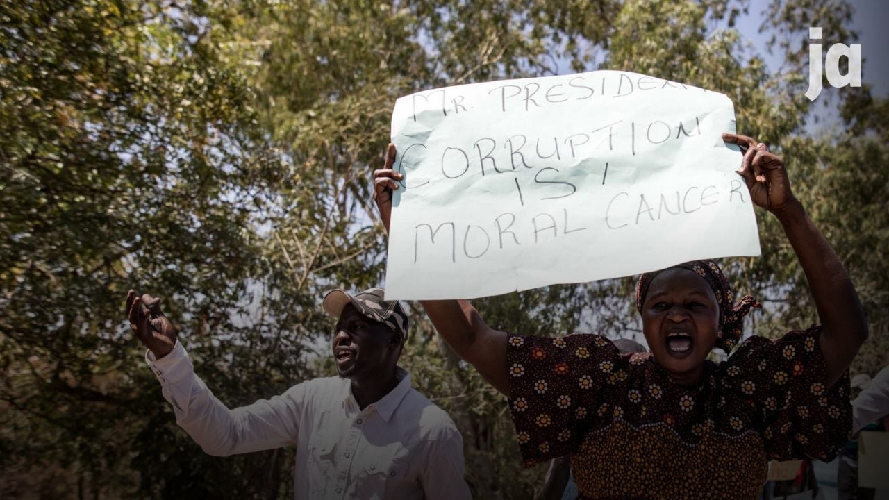 Corruption en Afrique : « Le fonctionnaire honnête paie souvent sa ...