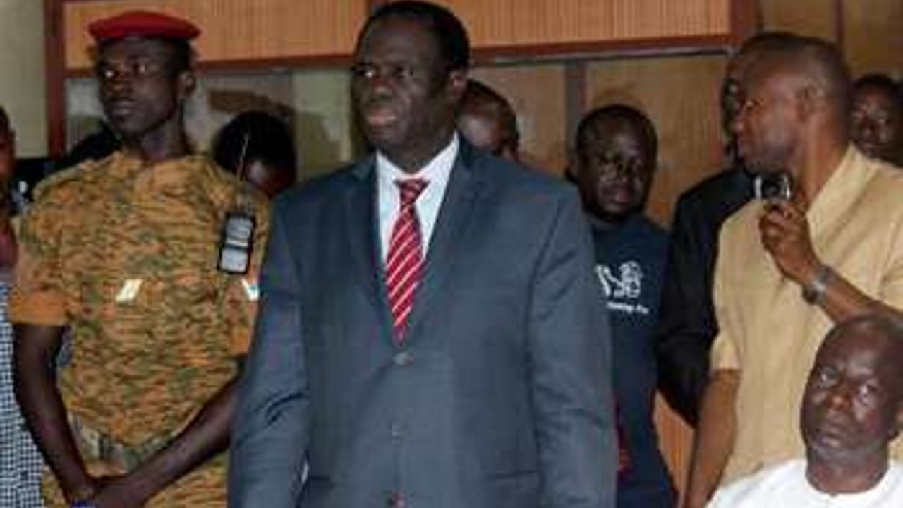 Burkina : Michel Kafando prendra ses fonctions de président vendredi