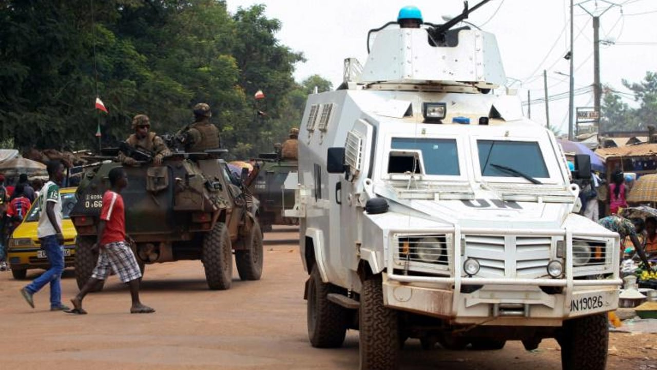 Centrafrique : 4 civils tués, 14 blessés dont 5 Casques bleus - Jeune ... Centrafrique : 4 civils tués, 14 blessés dont 5 Casques bleus - Jeune ...