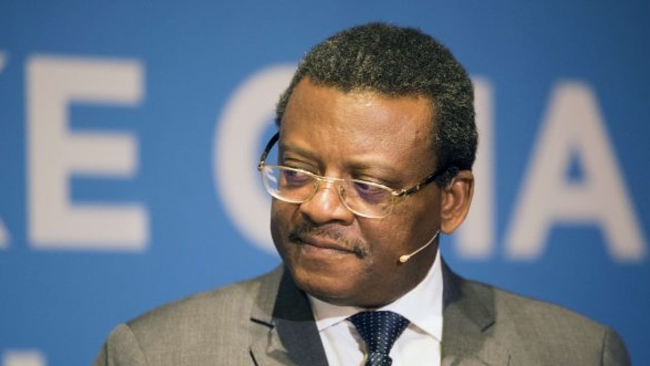 Cameroun : Paul Biya nomme Premier ministre le juriste anglophone ...