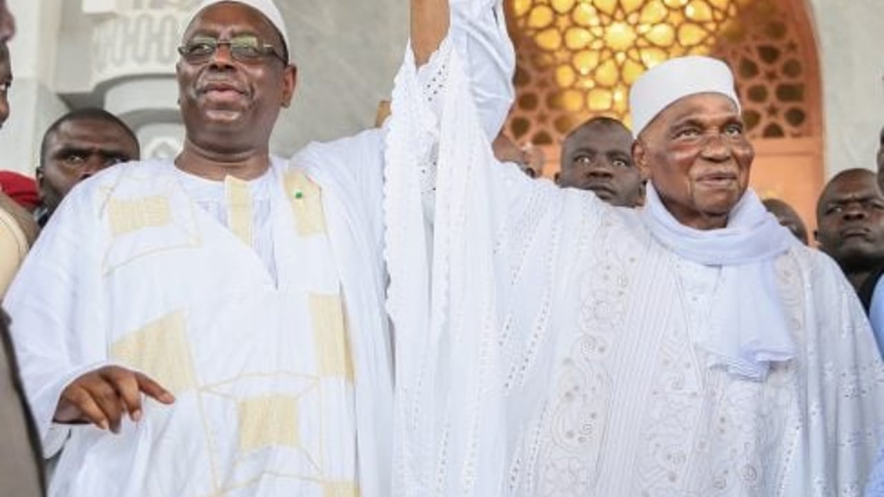 Macky Sall et Abdoulaye Wade enterrent la hache de guerre au Sénégal ...