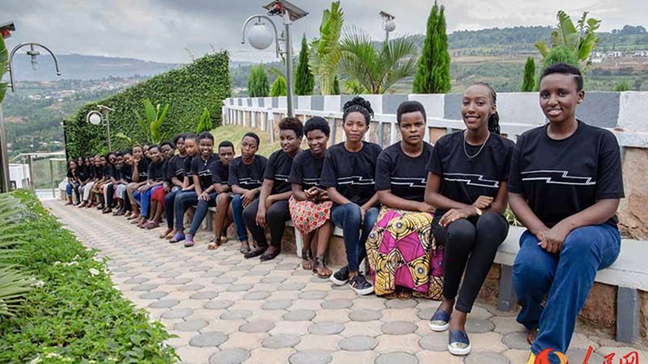 Relation Chine-Afrique | E-commerce Rwanda | Comment l’école Alibaba a ...