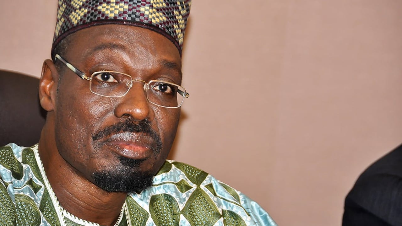 Présidentielle au Cameroun : Issa Tchiroma Bakary candidat, mais pourquoi