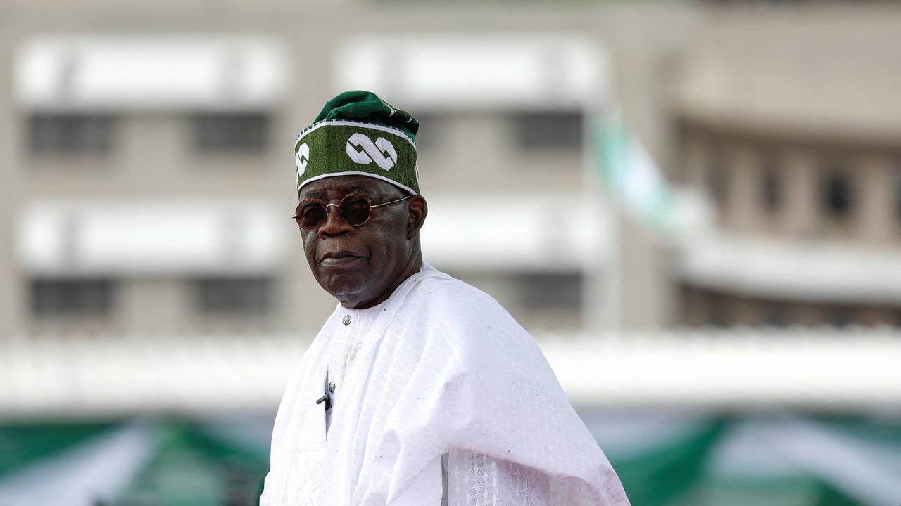 Comment le Nigeria de Bola Tinubu est englué dans le scandale de la ...