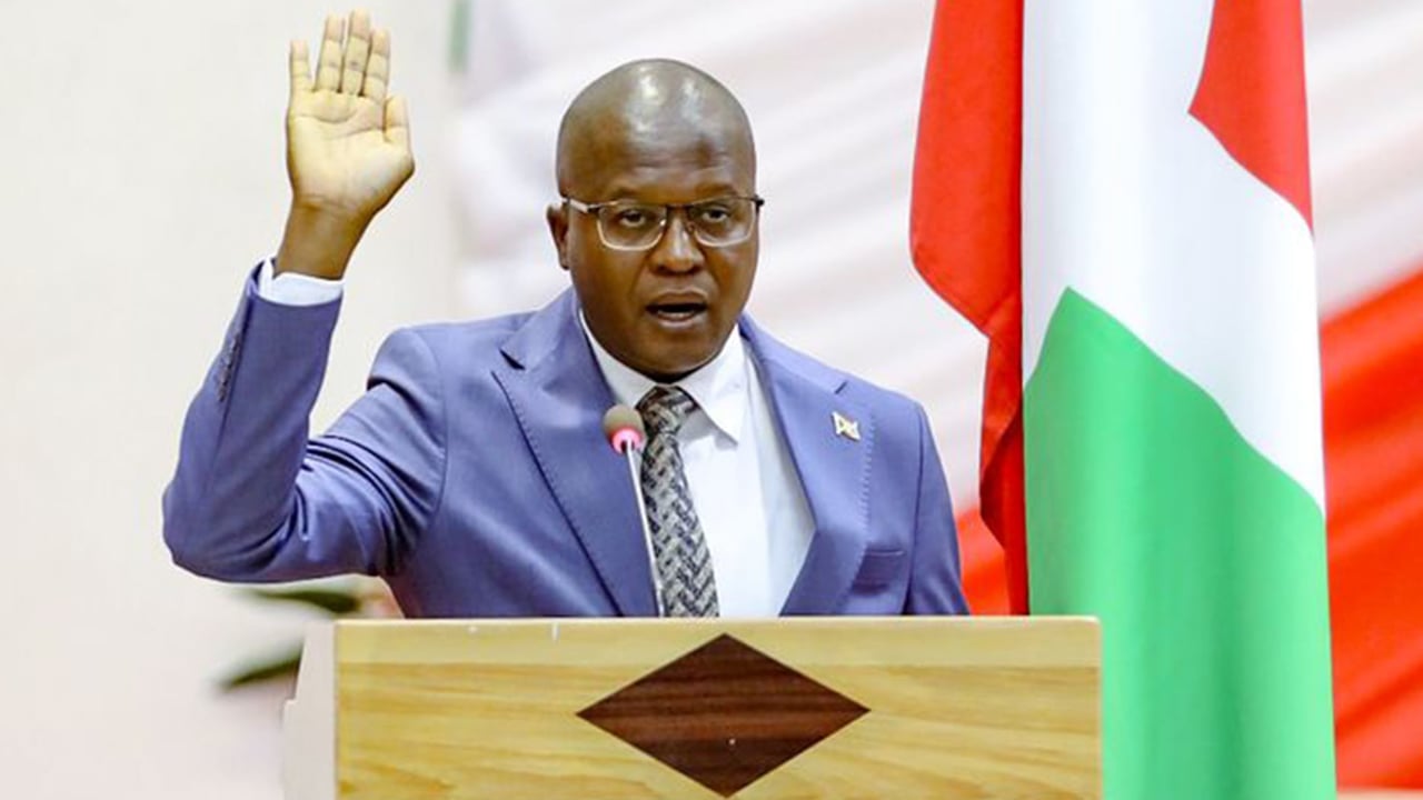 Au Burundi, le nouveau Premier ministre prête serment