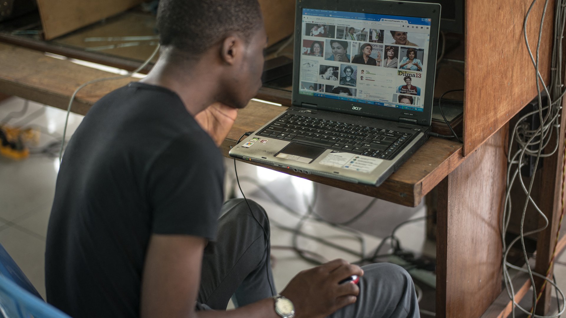 Les brouteurs, ces « arnacœurs » de l’Afrique de l’Ouest